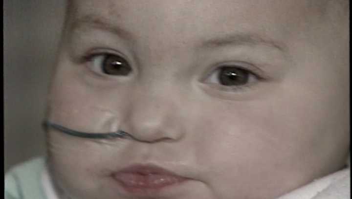 Omaha father ready to give part of liver to daughter with cancer