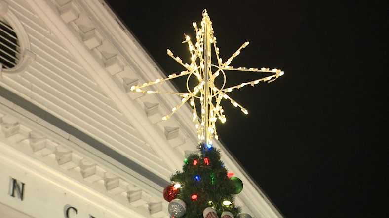 Jeffersontown community attends annual tree-lighting ceremony at ...