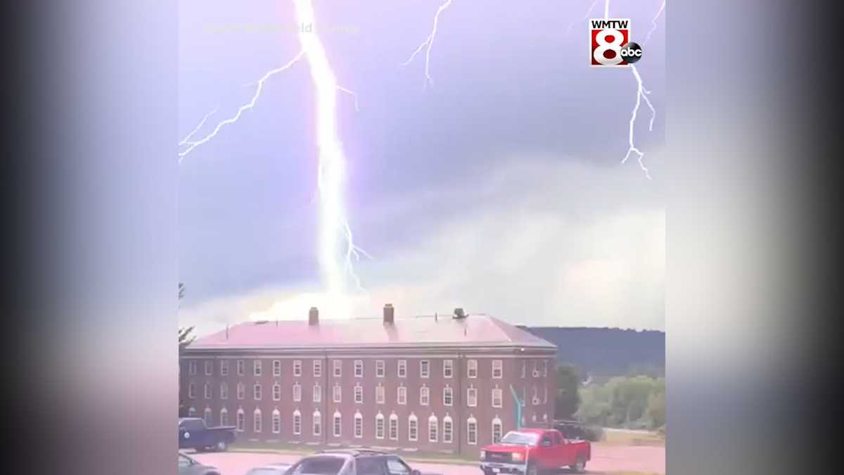 WOW! Incredible video captures lightning during Monday's storms