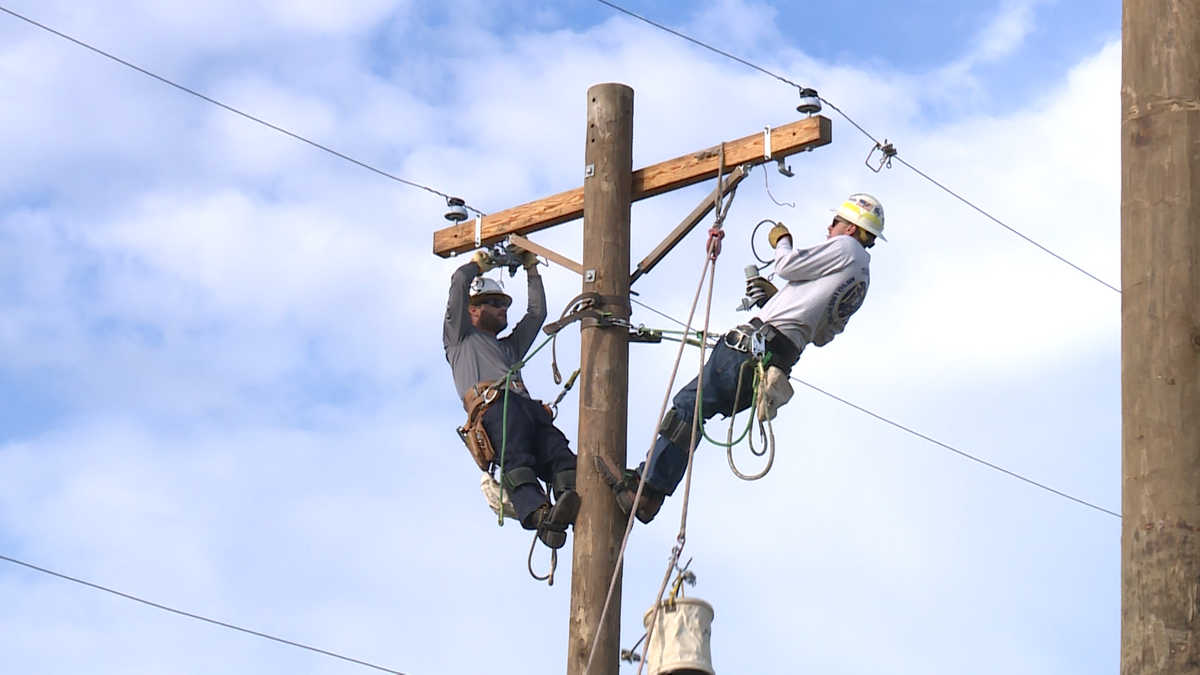 Bentonville hosts line workers rodeo
