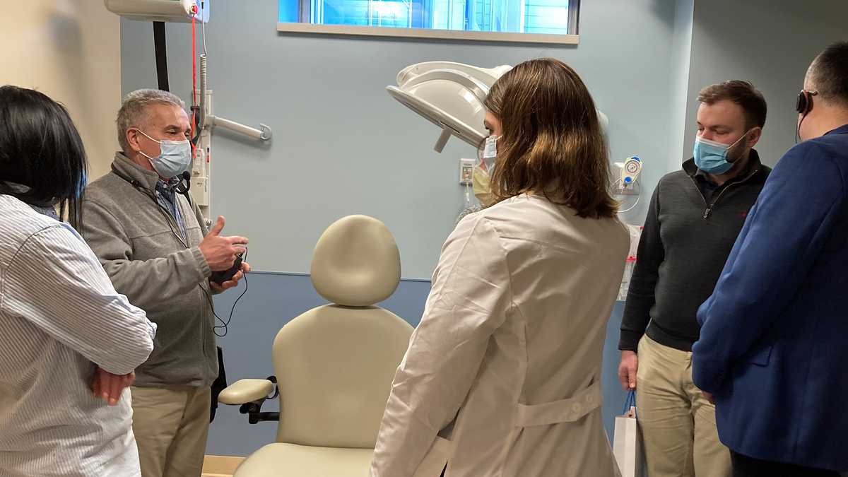 Doctors from Ukraine visit Baltimore to learn from trauma experts