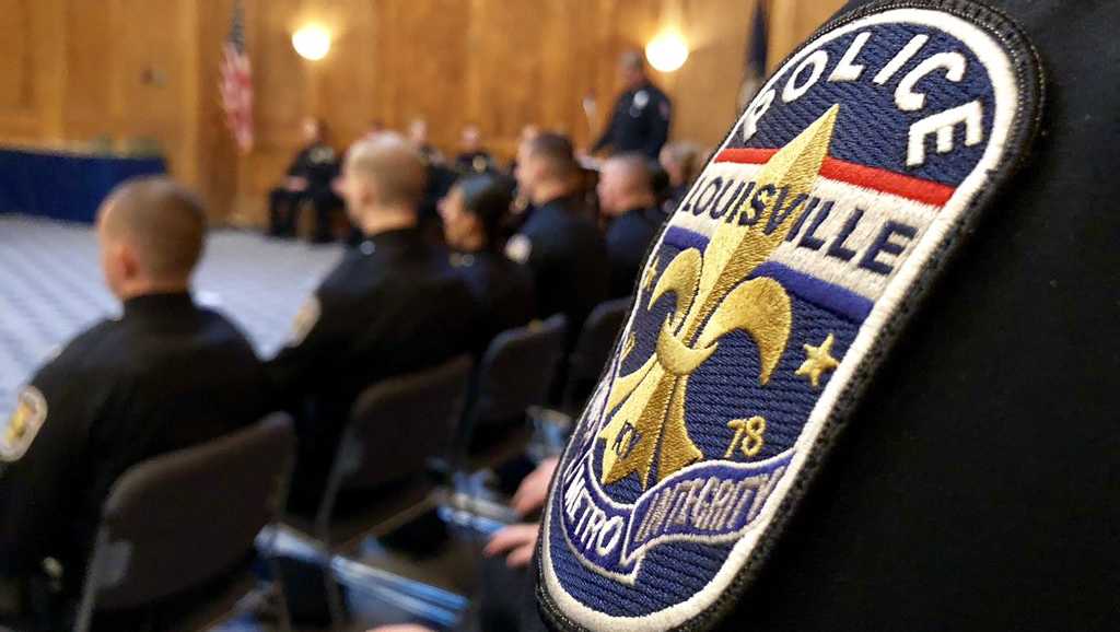3 former LMPD officers facing federal charges for allegedly falsifying ... 3 former LMPD officers facing federal charges for allegedly falsifying ...
