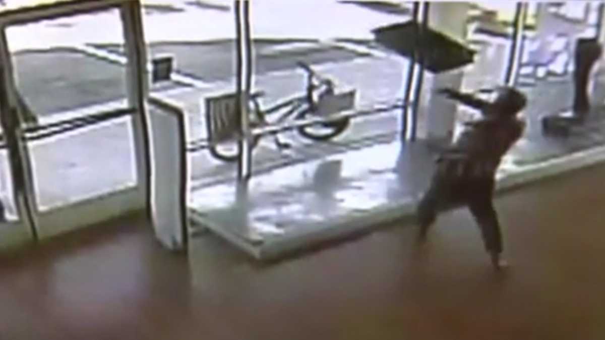 Store owner locks alleged robber inside store