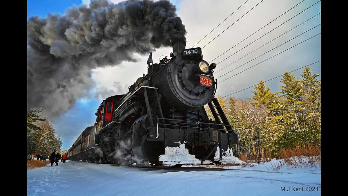 Conway Scenic Railroad event features steam locomotive #7470