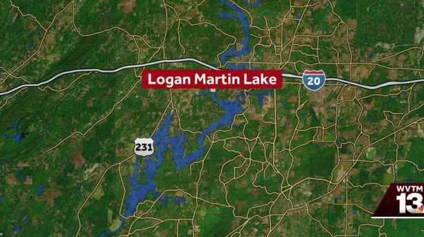 Lightning strike to boat on Logan Martin Lake injures several