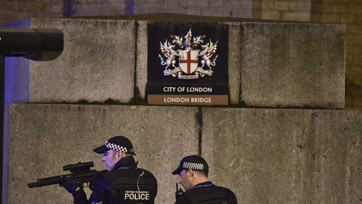 PHOTOS: Police respond as terror strikes London