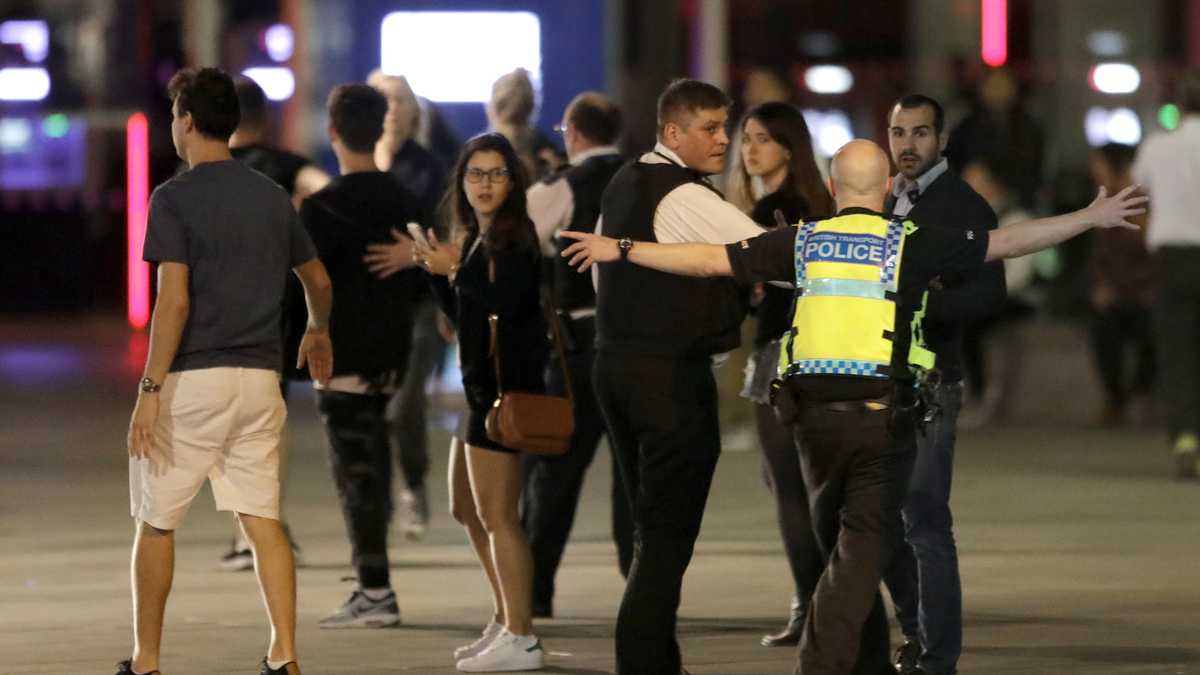 PHOTOS: Police respond as terror strikes London