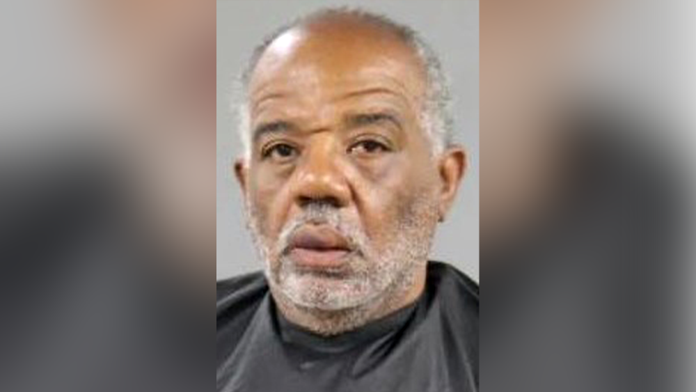 South Carolina man arrested after cashier held up at gunpoint