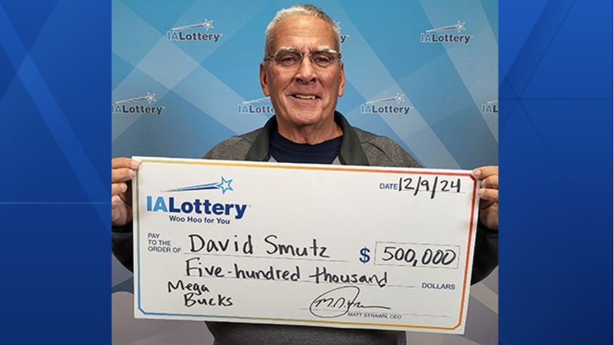 You're a winner!: Cedar Rapids man claims $500,000 prize from scratch ...