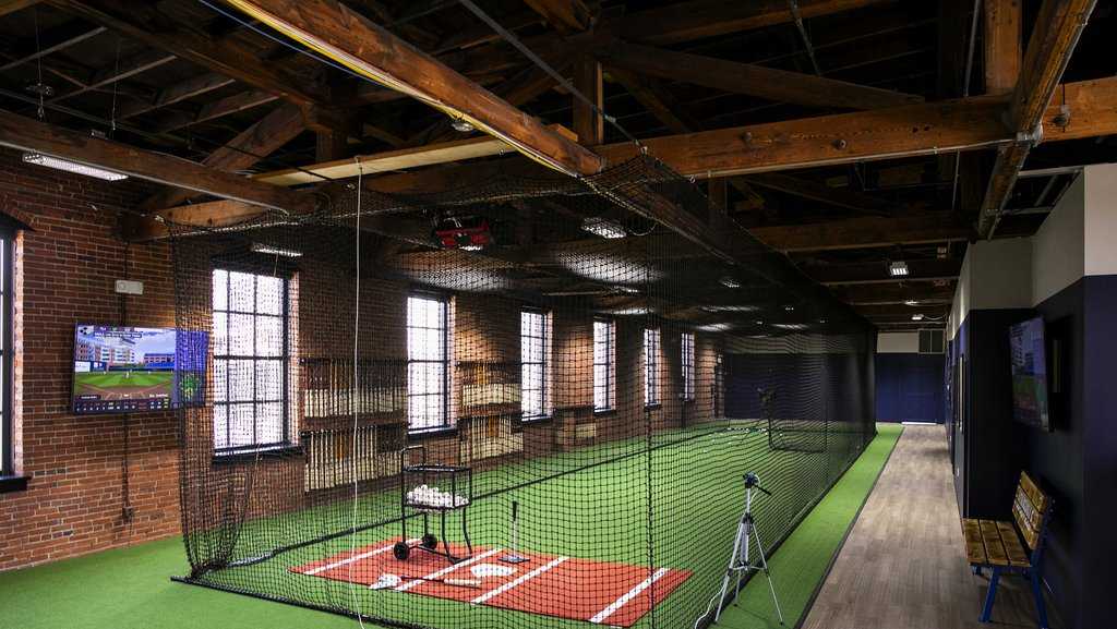 Louisville Slugger Hitting Lab opens its doors to MLB clientele