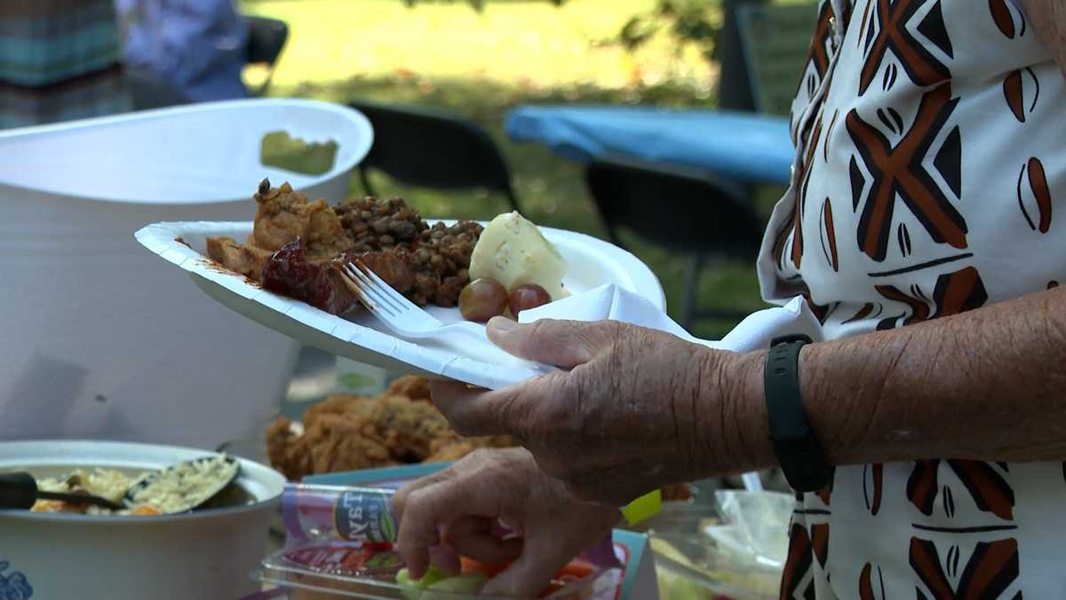 Louisville's largest potluck returns to Iroquois Park