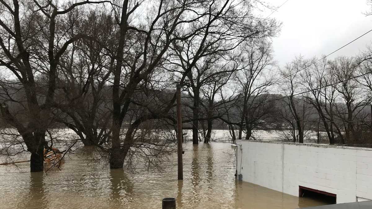 Ludlow preparing as river rises