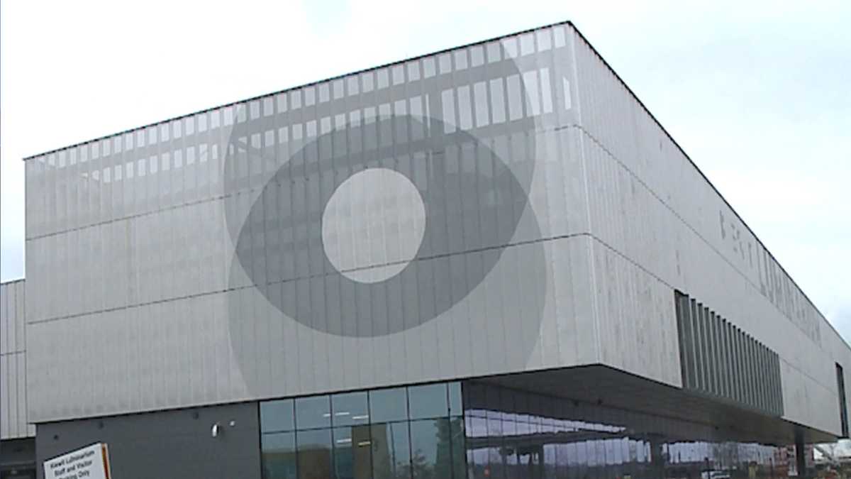 Omaha's Kiewit Luminarium CEO steps down