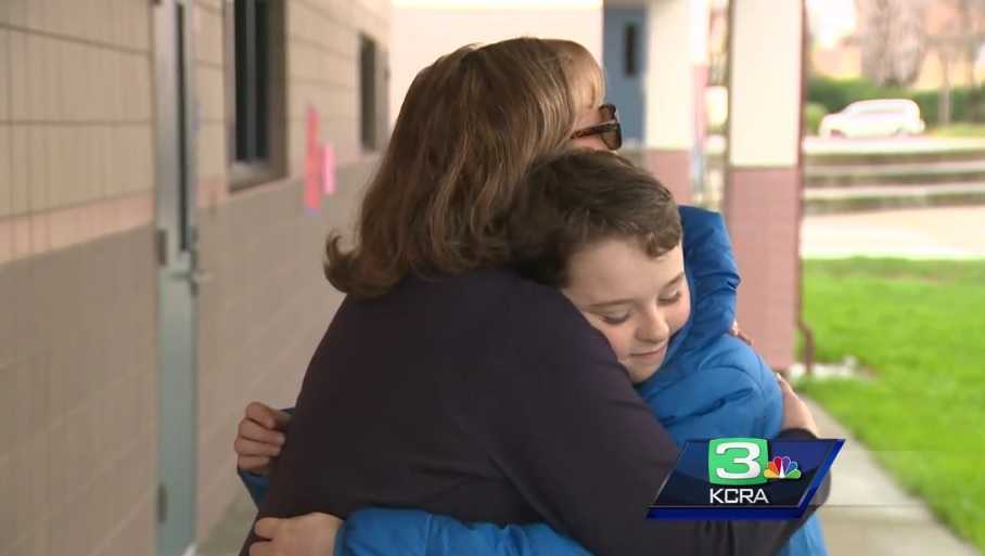 Rocklin lunch monitor saves choking student's life