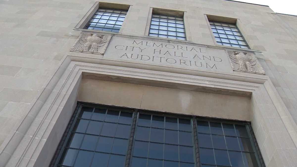 Jared Nicholson wins Lynn mayoral election over Darren Cyr