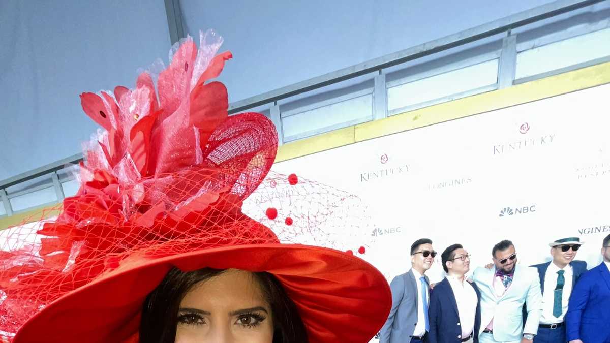 Fans bring out their best outfits for Kentucky Derby 149