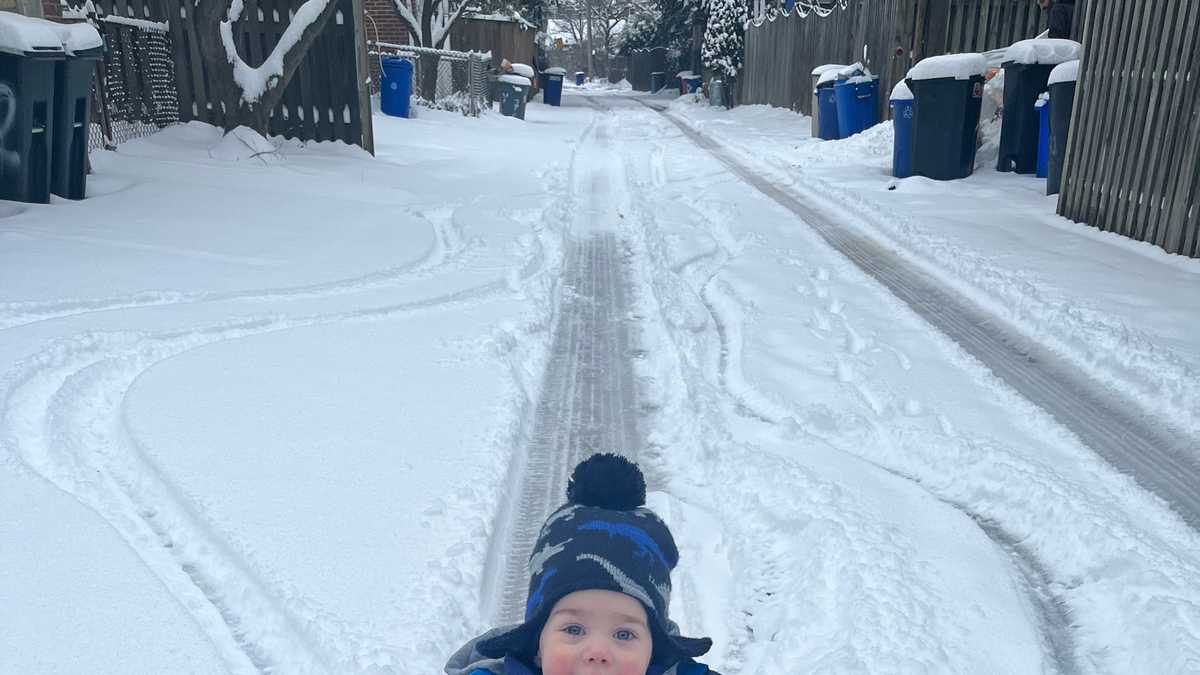 See Baltimore's first snow in 716 days in photos