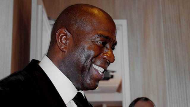 Magic Johnson abruptly resigns as Lakers president