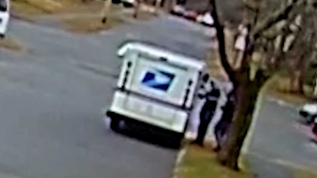 Boston Man Charged With Armed Robbery Of Mass Postal Worker