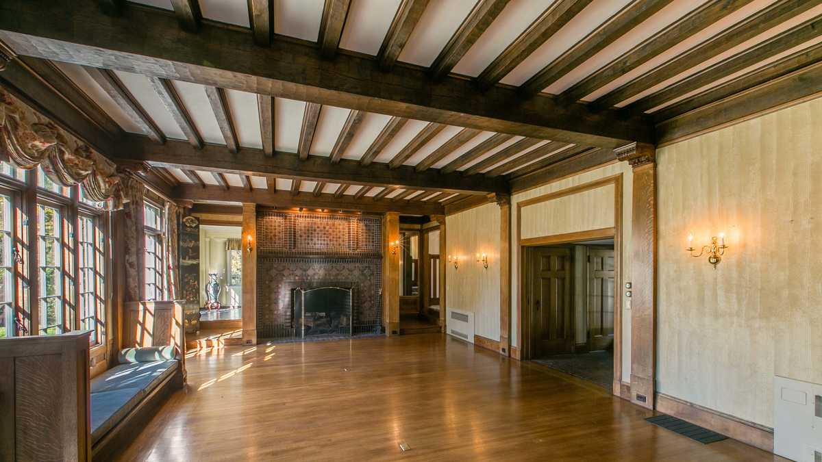 Exquisite country manor on market for $2.85M