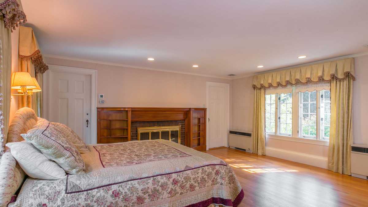 Exquisite country manor on market for $2.85M