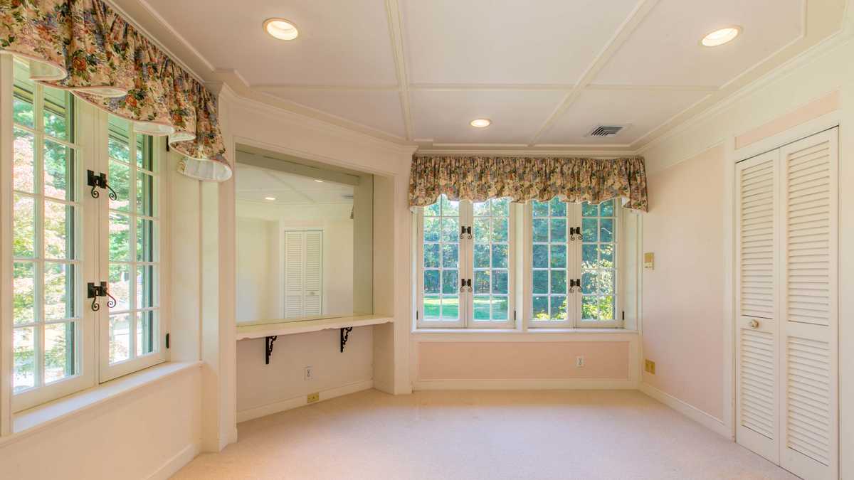 Exquisite country manor on market for $2.85M
