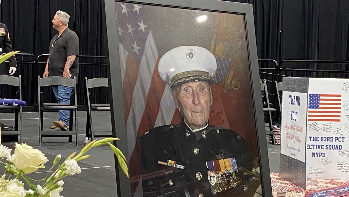Family hold memorial for NorCal WWII veteran Maj. Bill White
