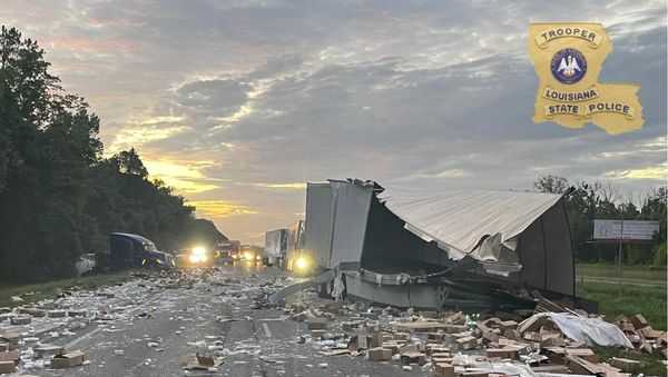 Louisiana State Police on the scene of a major crash on I-10 west in ...