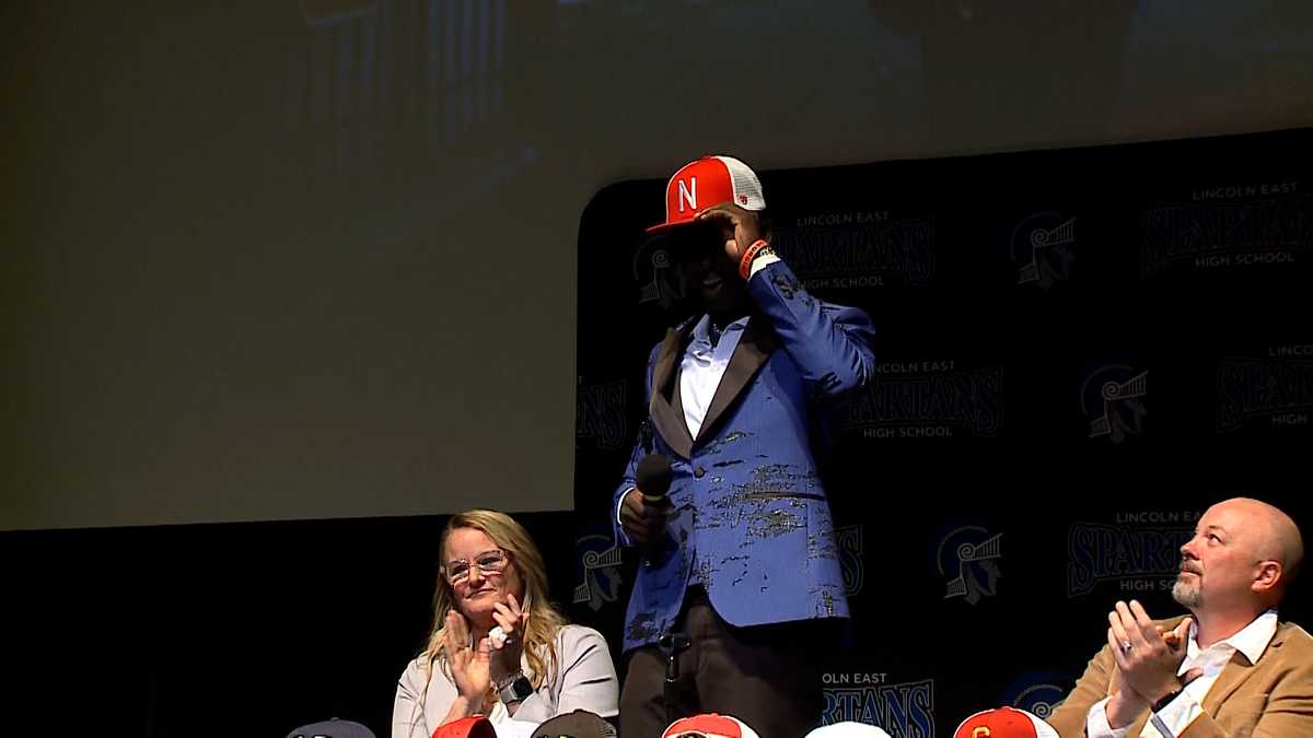 Lincoln East's Coleman commits to Nebraska football