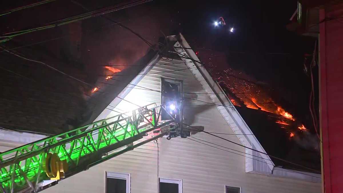Firefighter injured battling 3-alarm blaze inside multi-story Malden home