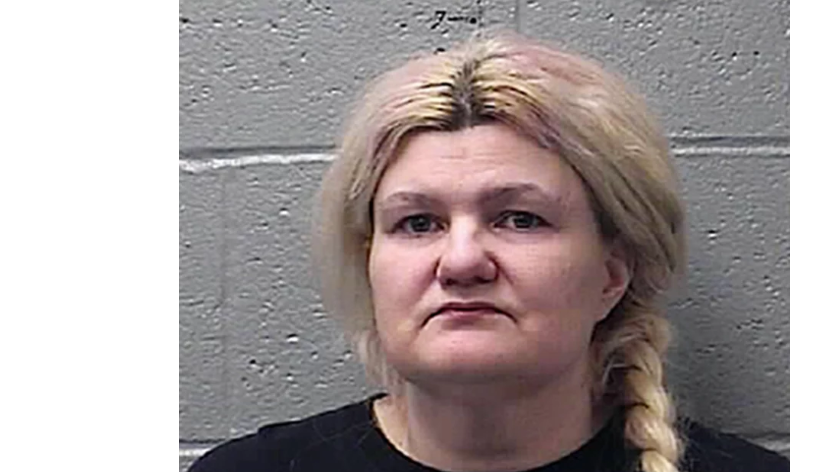 Slain Missouri Ku Klux Klan leader's wife admits killing him