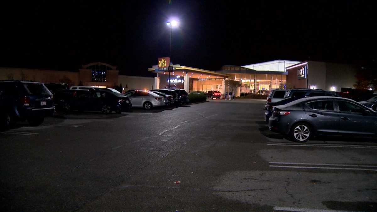 Incident at Mall at Robinson sends shoppers running in panic