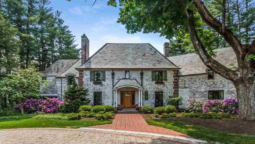 Mansion Monday: A stunning French chateau in the heart of Manchester