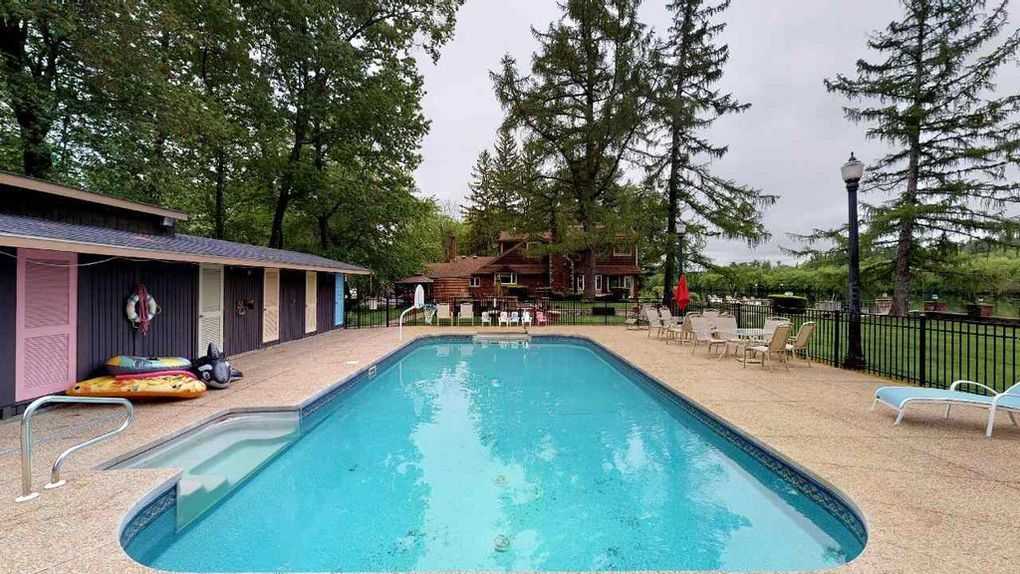 Mansion Monday: In busy Manchester, a secluded waterfront oasis