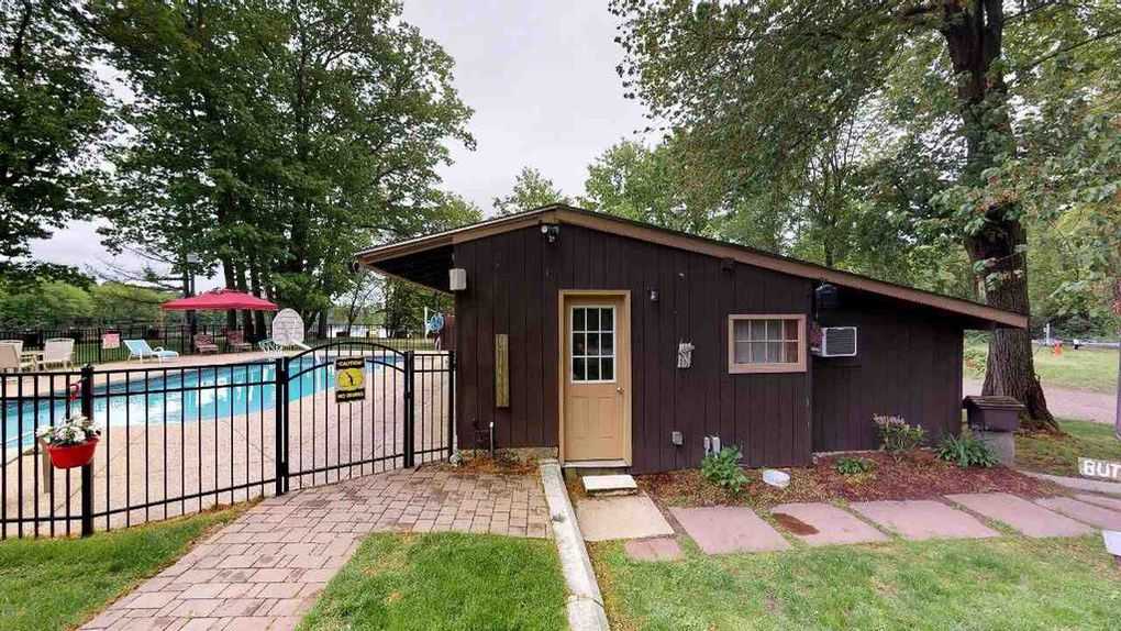 Mansion Monday: In busy Manchester, a secluded waterfront oasis