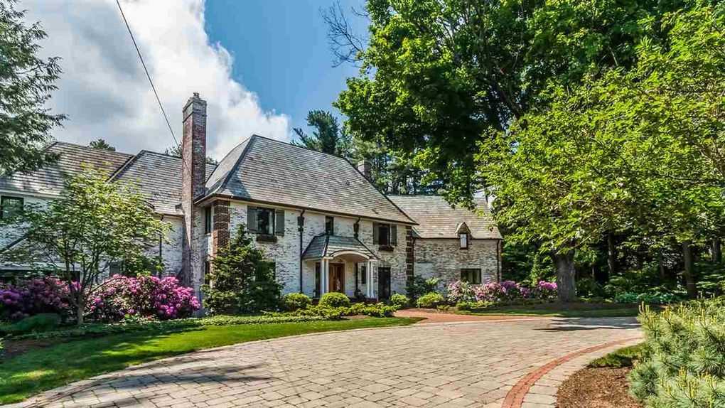 Mansion Monday: A stunning French chateau in the heart of Manchester