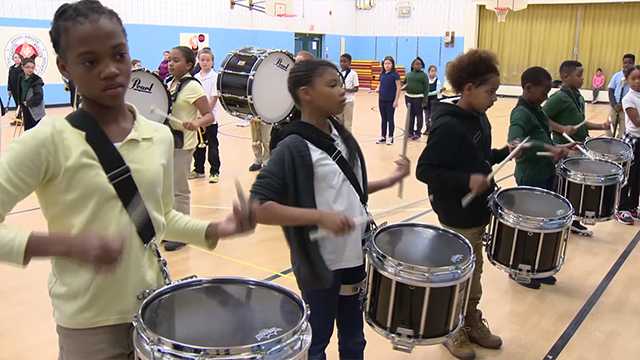 Elementary school marching band to play at Ravens game
