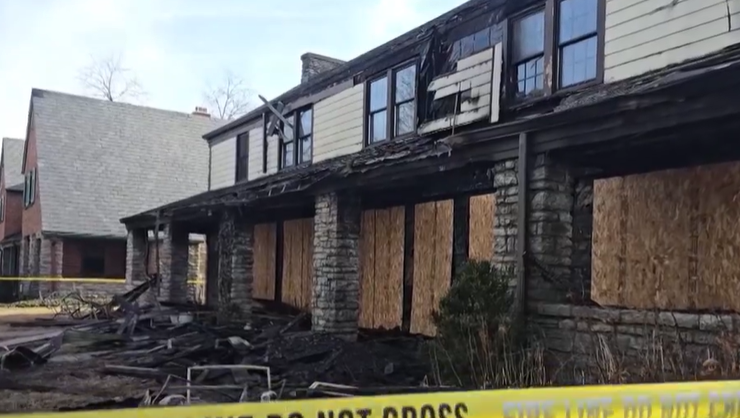 Residents describe frantic flee to safety during fire at Mariemont townhome