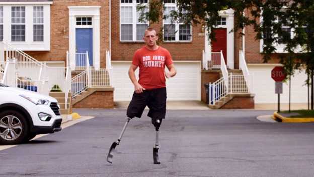 Veteran who lost both legs running a marathon every day for a month