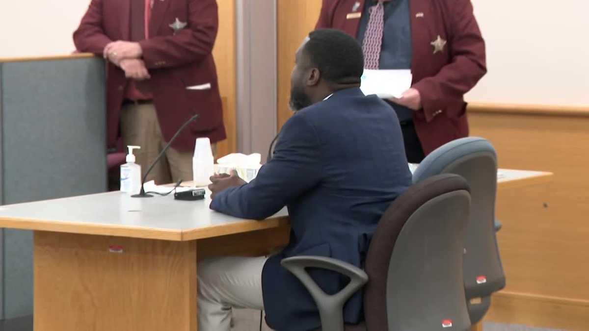 Mark Brave case: Arraignment for New Hampshire county sheriff set