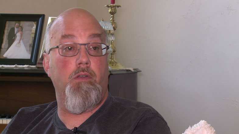 Retired sheriff's deputy finds himself in health care crisis