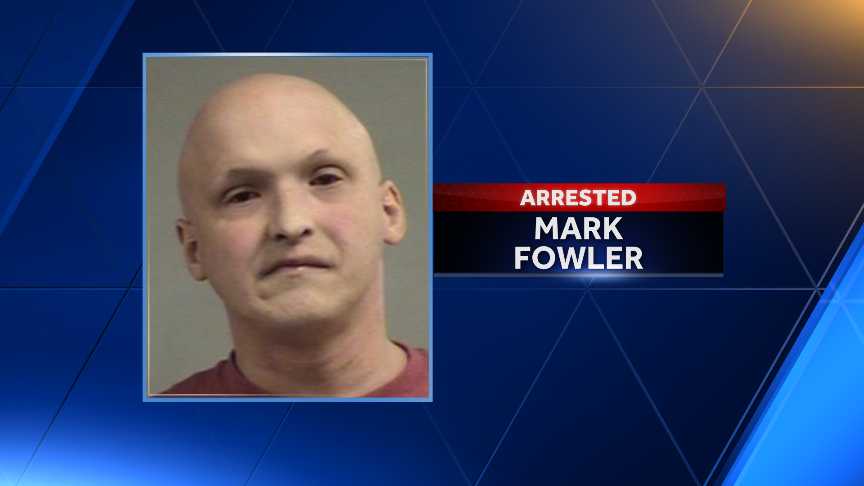 Man charged with DUI after sideswiping LMPD cruiser