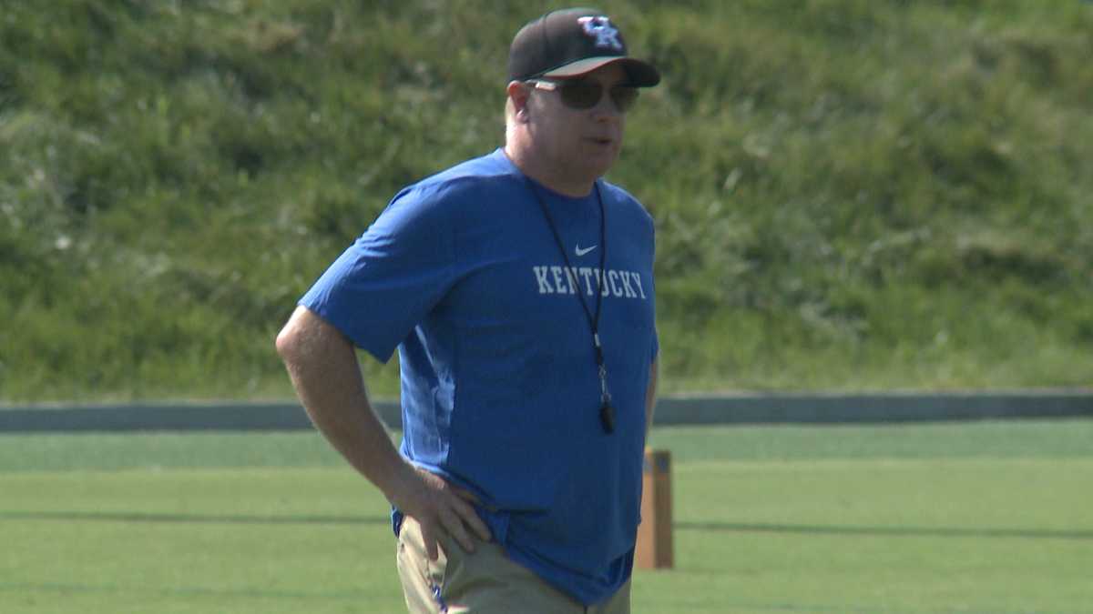 Coach Mark Stoops ready for 'talking season' to be over