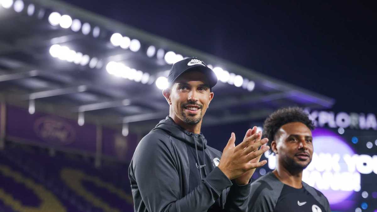 Orlando Pride coach Seb Hines named 2024 NWSL Coach of the Year