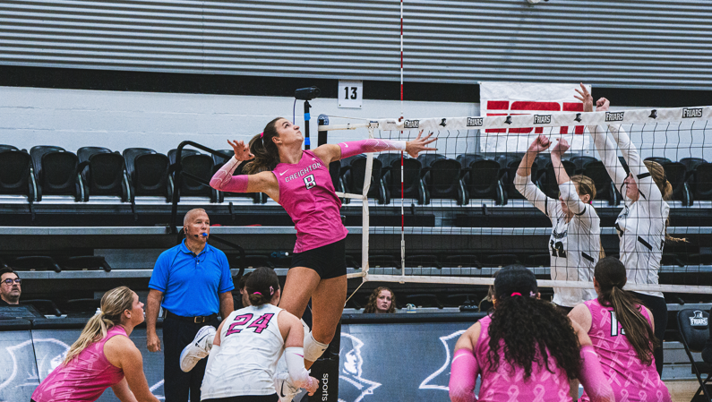Creighton volleyball remains undefeated in Big East action