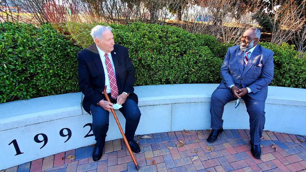 Former 'Bama football player Martin Houston running for mayor of Tuscaloosa