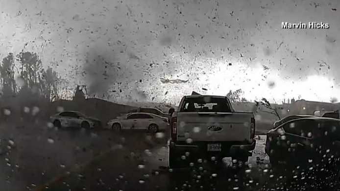 North Carolina: Tornado dashcam video