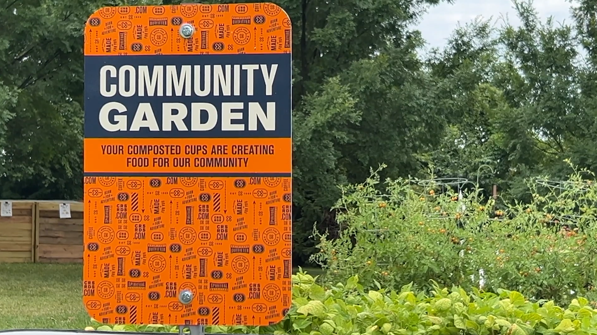 Mason Crossroads community garden helping support food pantry, patrons ...
