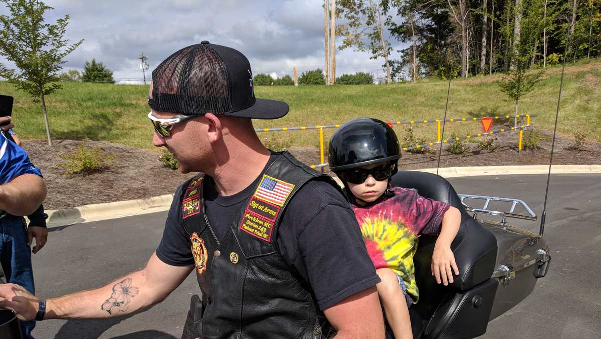 Firefighters rally for young boy facing difficult diagnosis