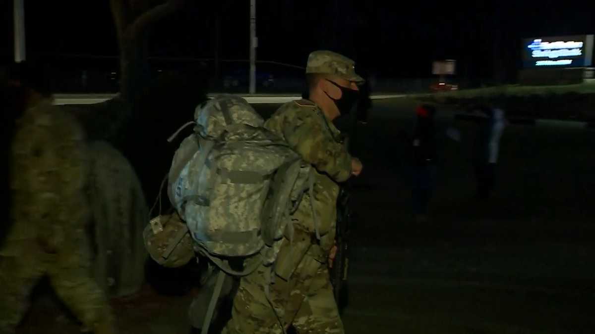Homecoming: Members of Mass. National Guard return from DC